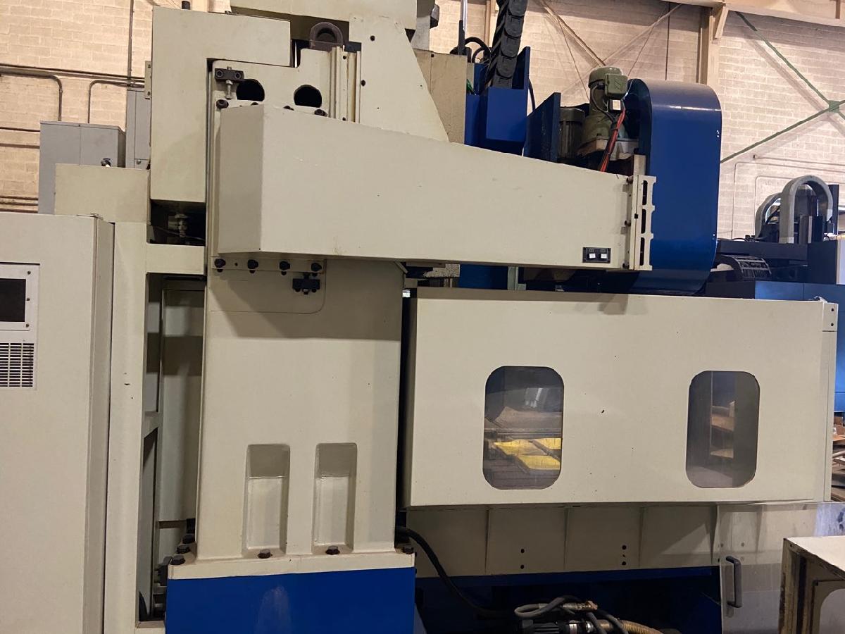 Superior Machinery :: horizon-bg-blk-blu.jpg